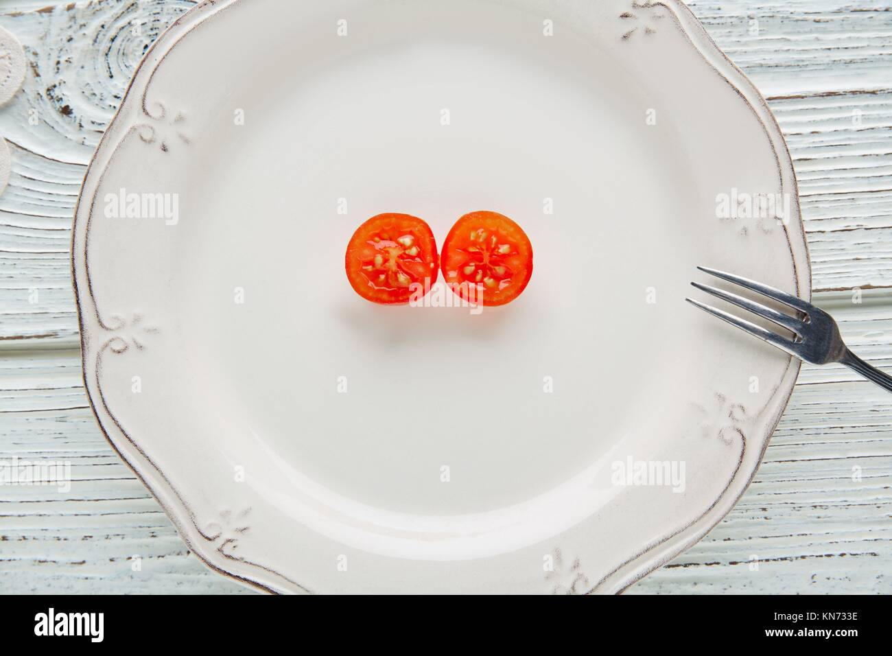 Tomato cut open hi-res stock photography and images - Alamy