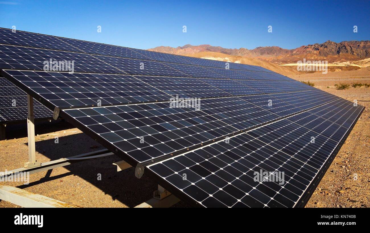 Solar panels usa united states of america hi-res stock photography and ...