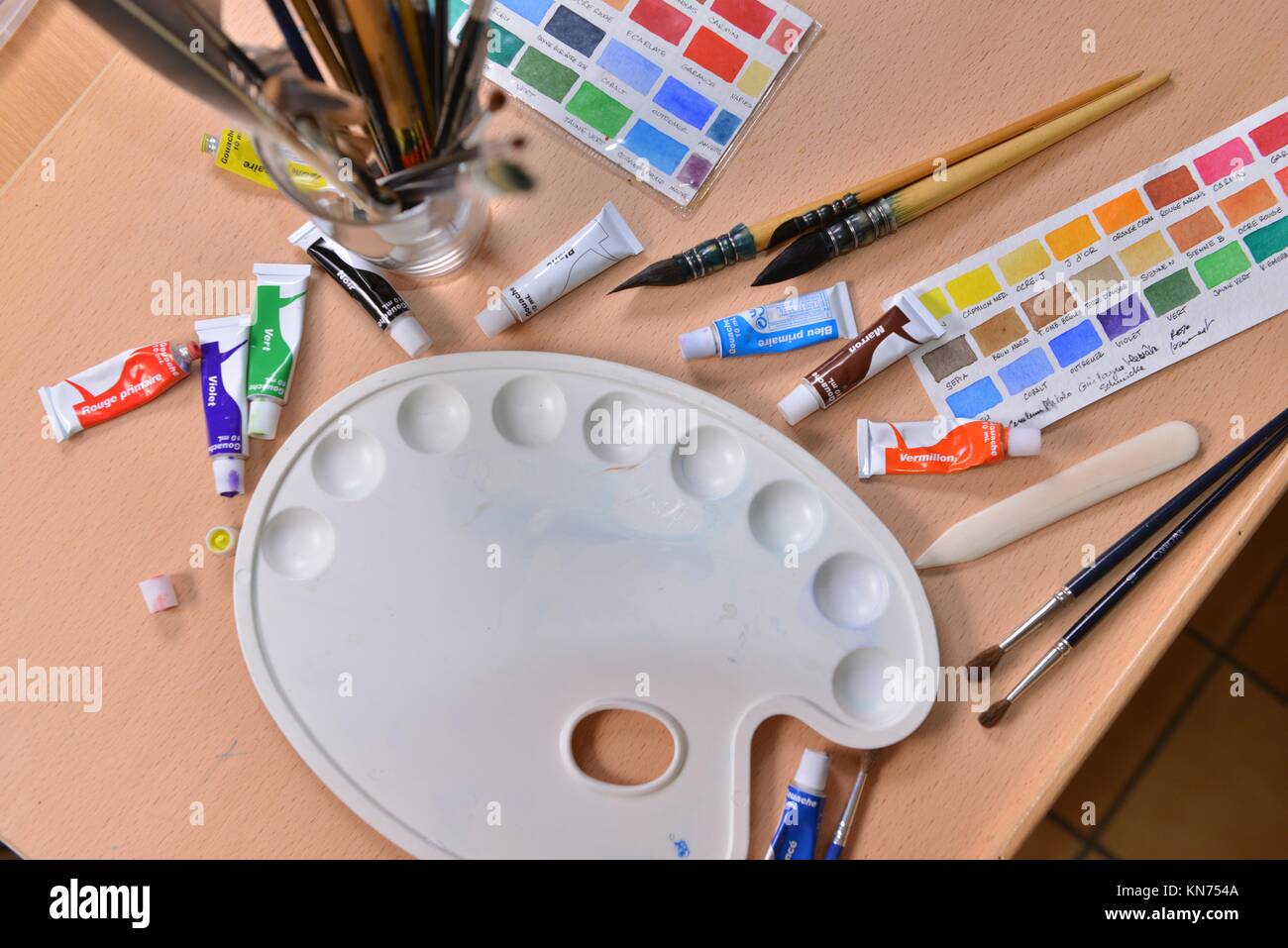 Artists Hand High Resolution Stock Photography and Images - Alamy