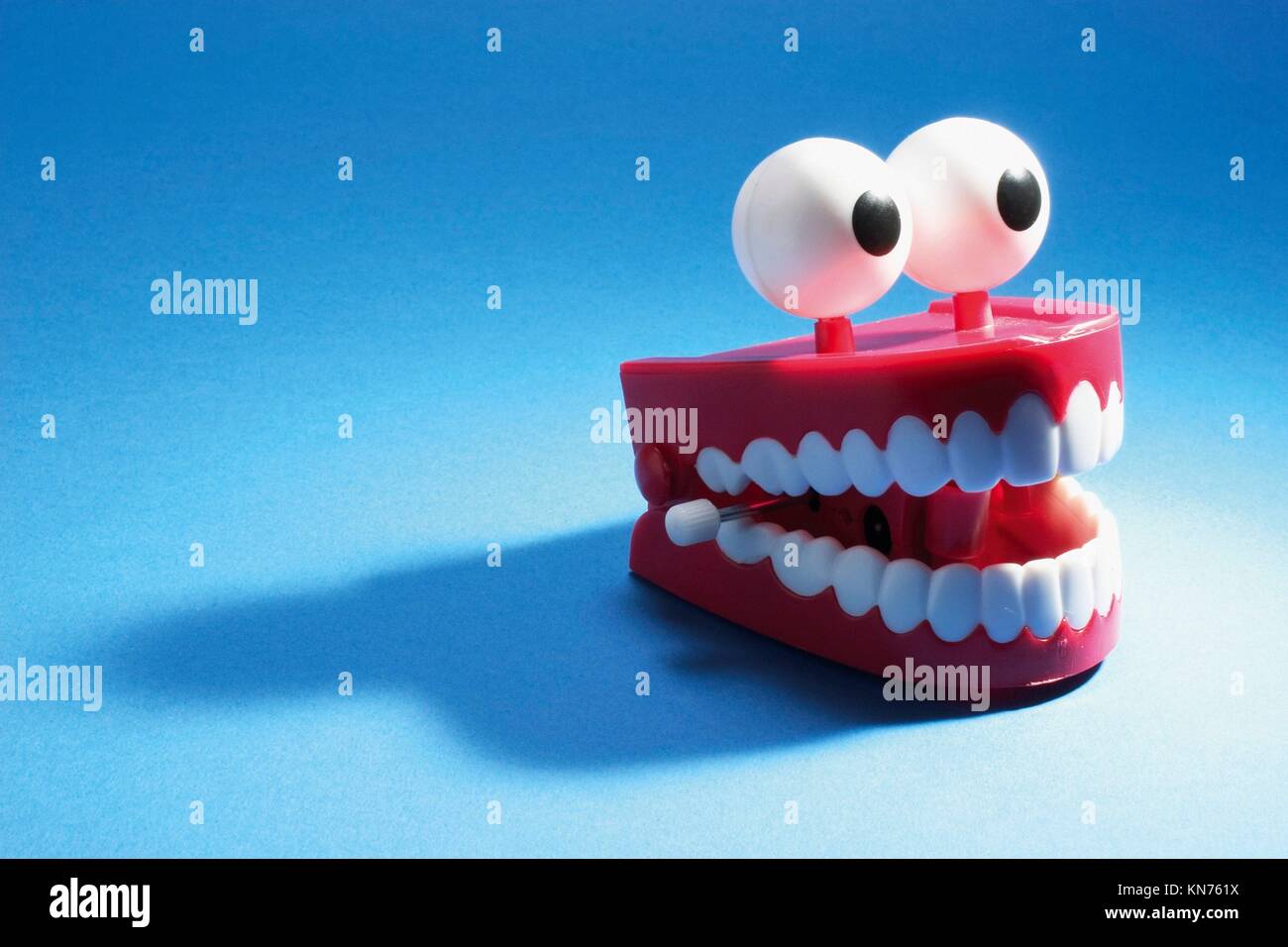 Chatter teeth toy hi-res stock photography and images - Alamy