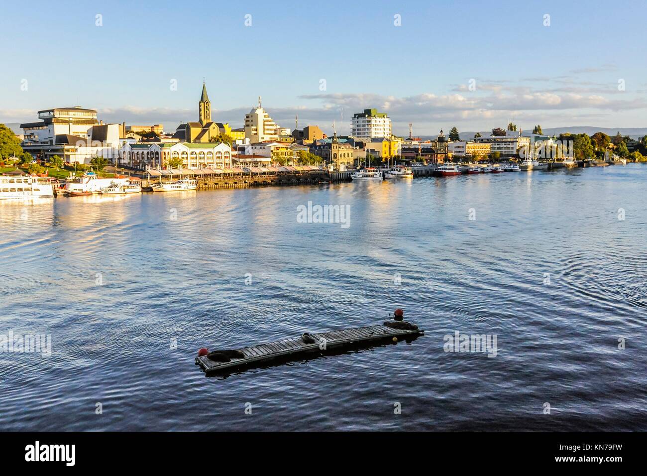 Valdivia river hi-res stock photography and images - Alamy