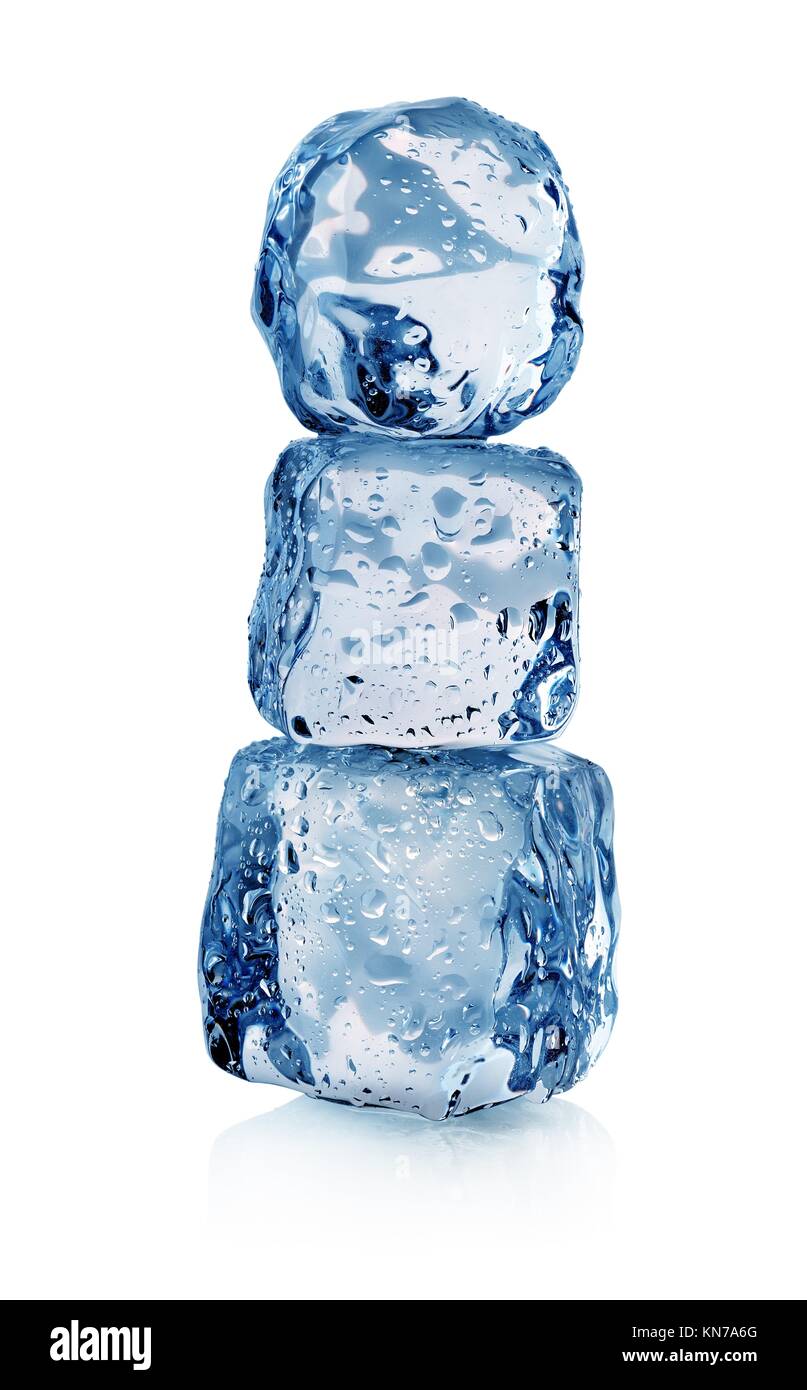 Glass water melting ice cubes hi-res stock photography and images - Alamy