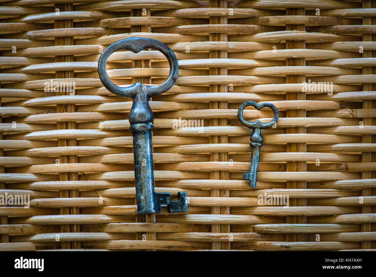 Two large keys hi-res stock photography and images - Alamy