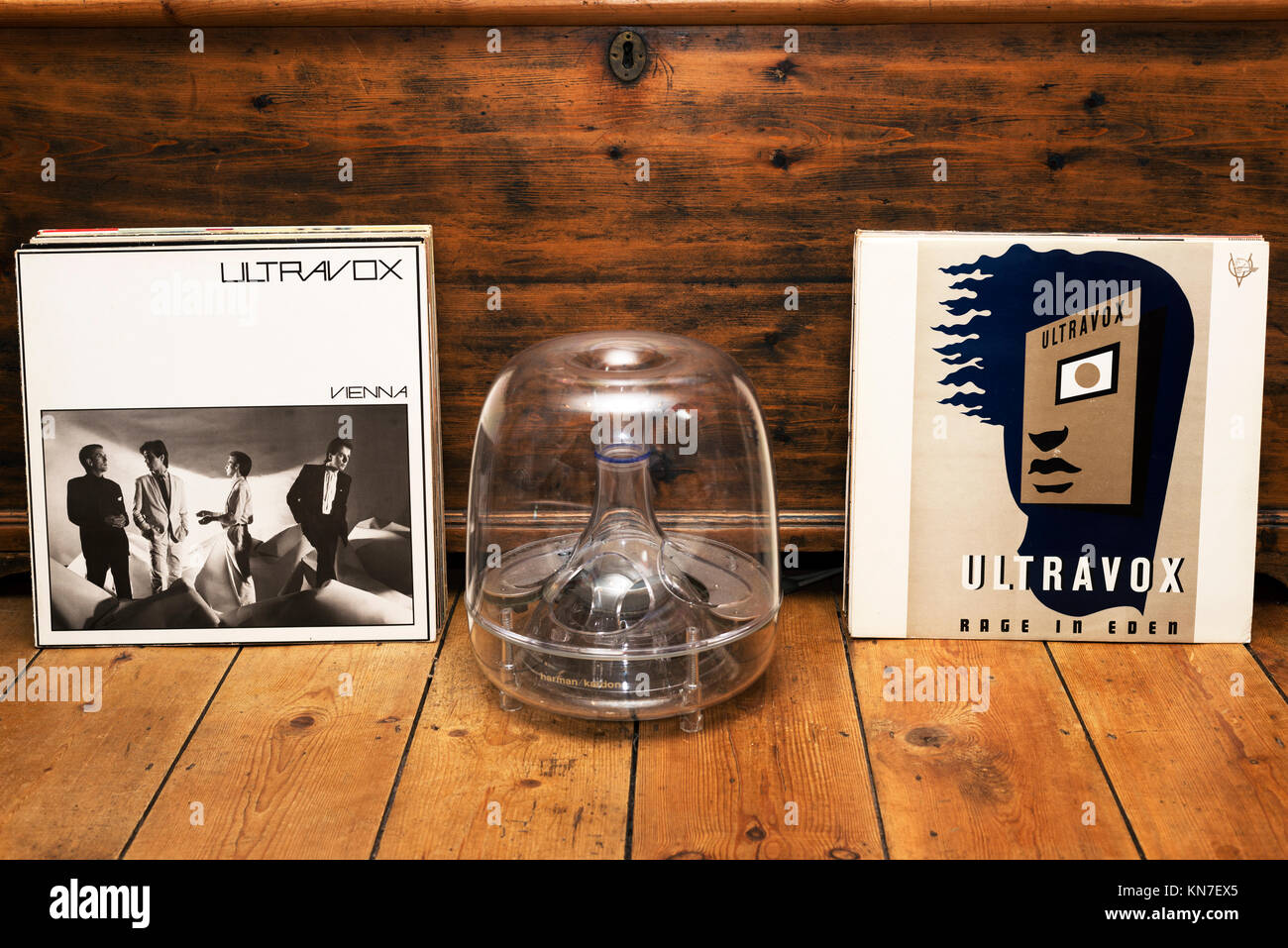 Ultravox hi-res stock photography and images - Alamy