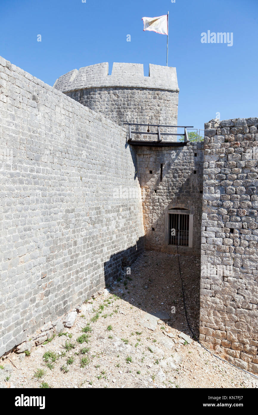 Old town of Ston with walls of fortification, Croatia Stock Photo - Alamy