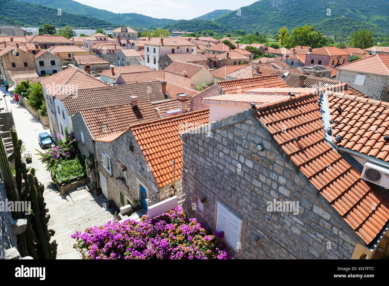 Old town of Ston with walls of fortification, Croatia Stock Photo - Alamy