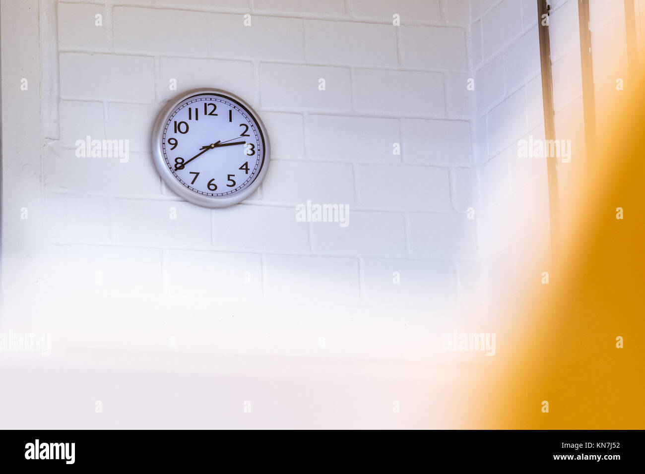 Empty university lecture hall clock hi-res stock photography and images ...