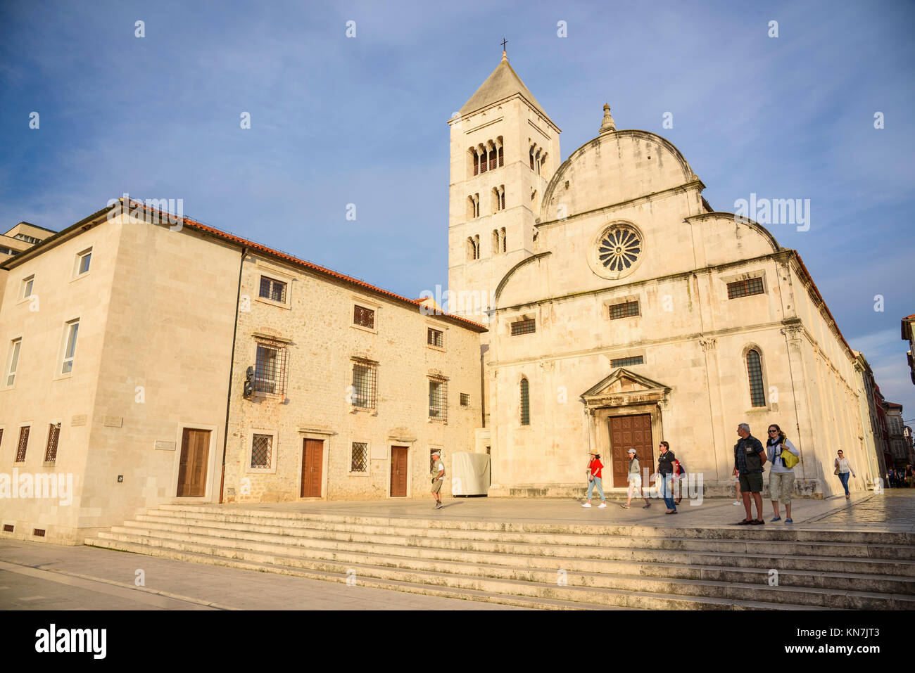 Church st mary town hi-res stock photography and images - Alamy
