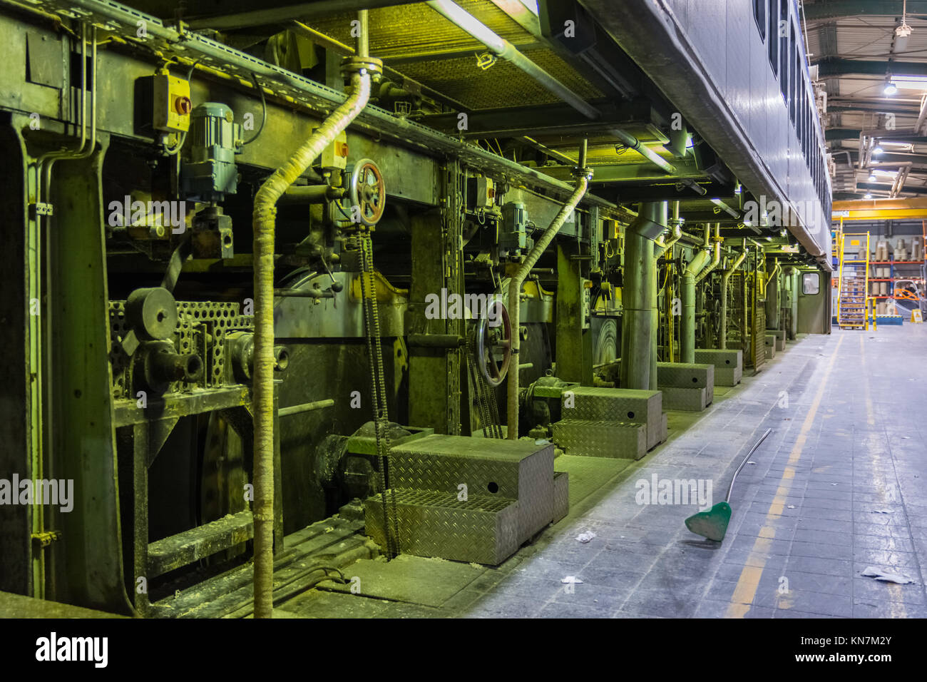 Paper Mill Rotational Dryer Drums Cylinders Housing Industrial ...