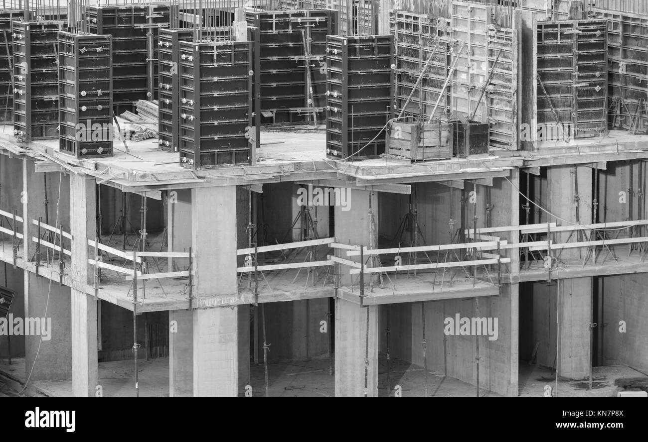 Construction of an apartment house Stock Photo - Alamy