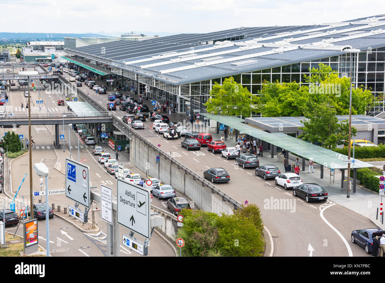 Ankunftszeit Flughafen Stuttgart
