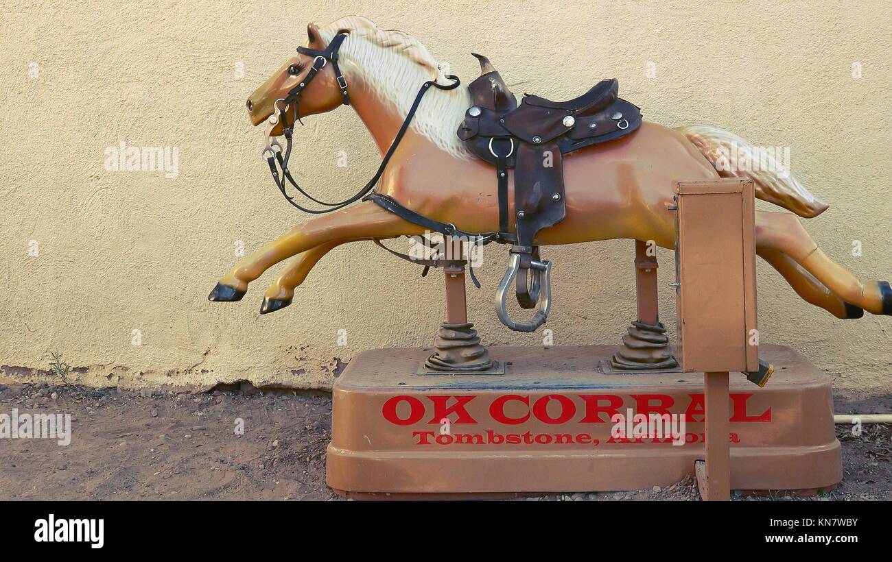Coin operated ride hi-res stock photography and images - Alamy