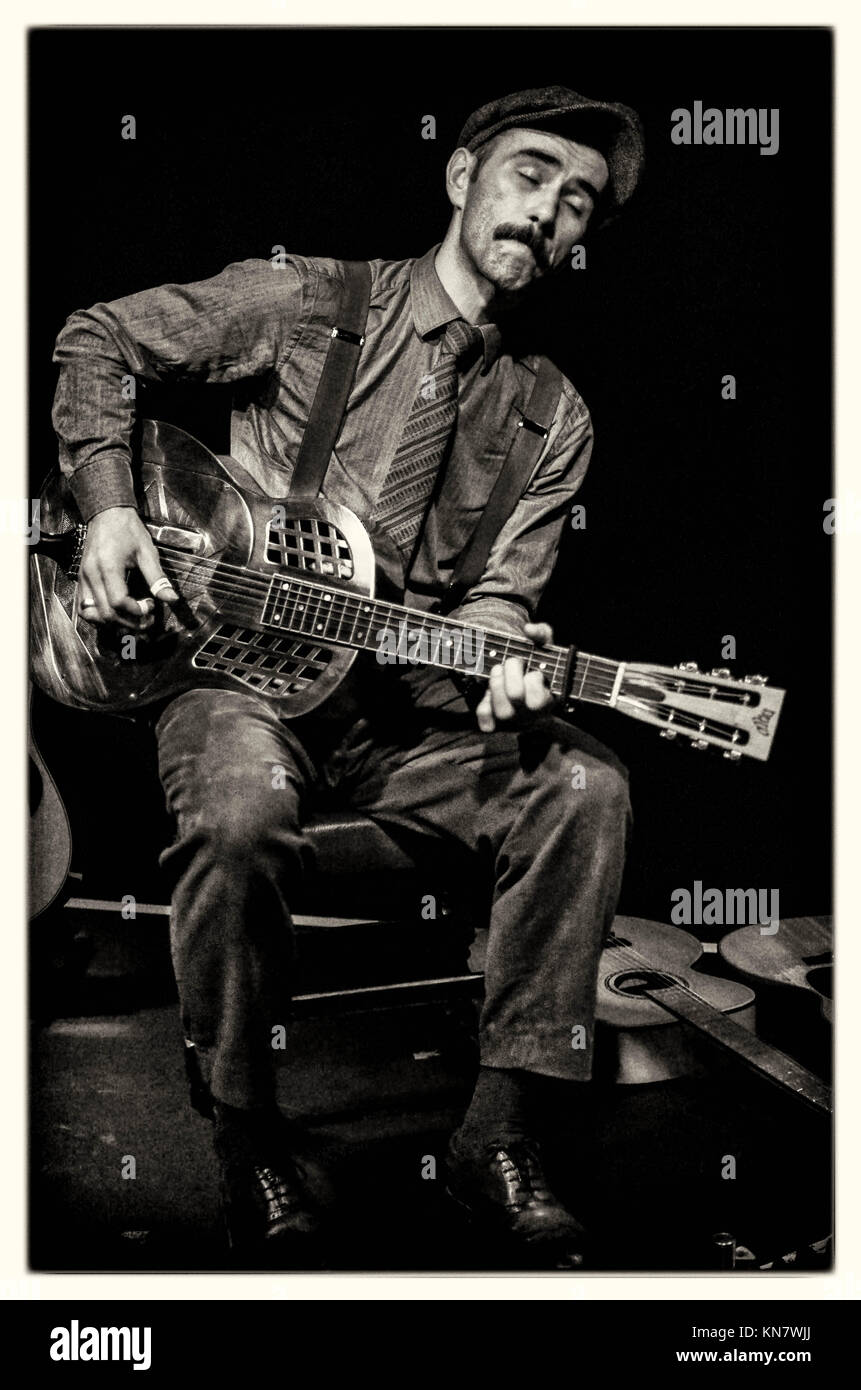Scottish Blues Musicians Stock Photo - Alamy