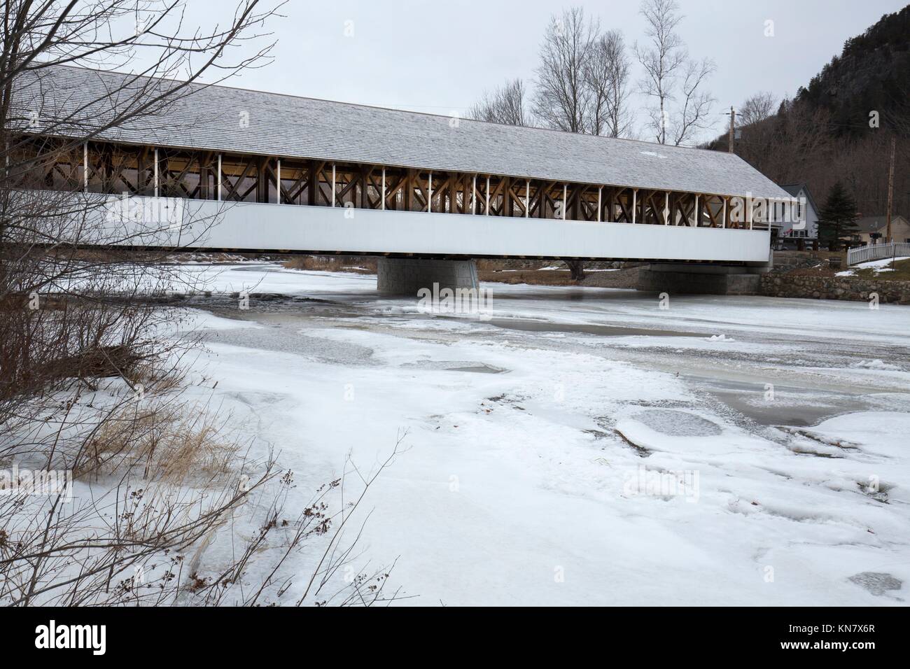 Stark bridge new hampshire hi-res stock photography and images - Alamy