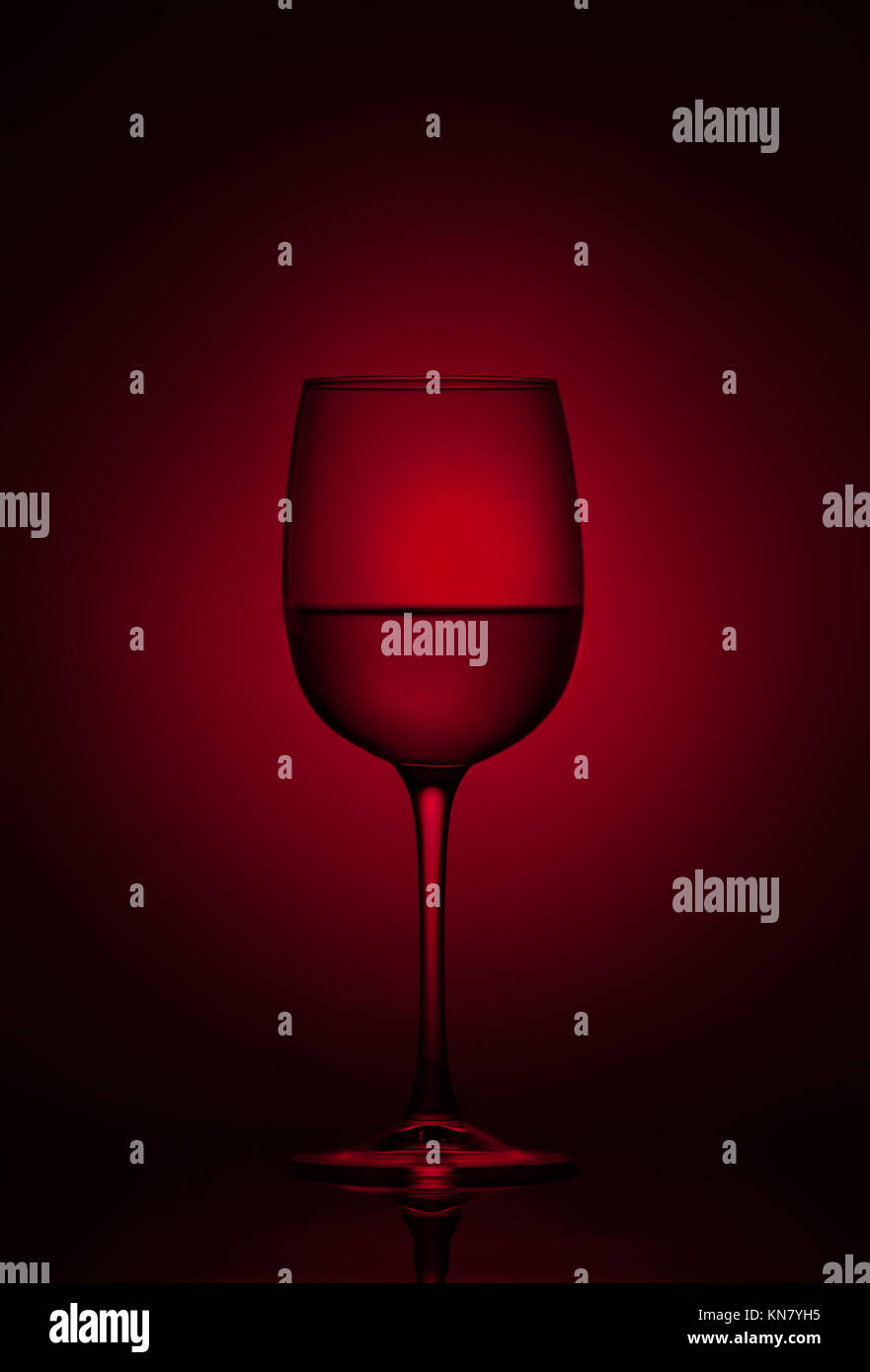 Glass of red wine Stock Photo - Alamy