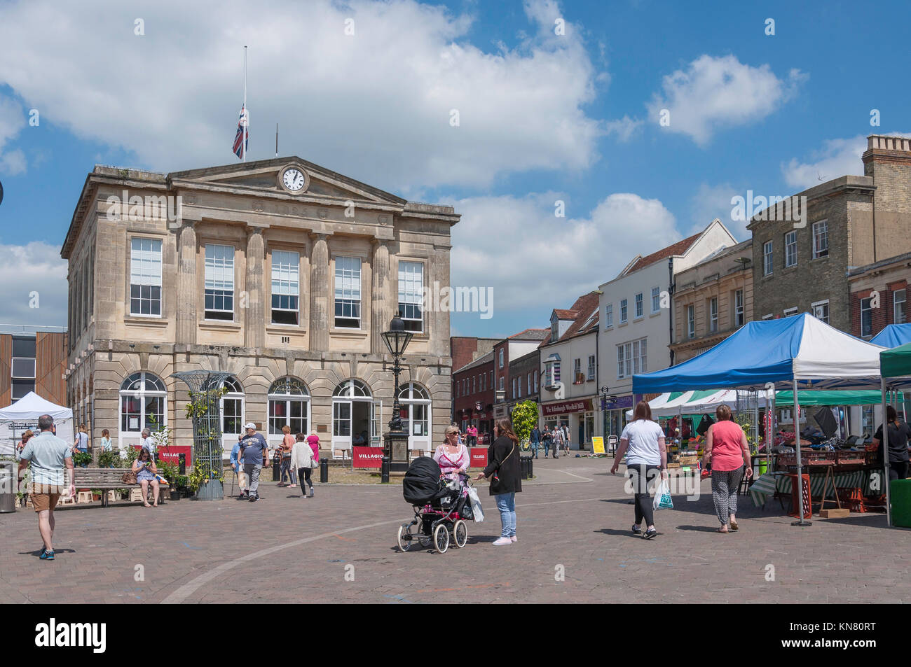 Guildhall high street andover hampshire town centre market stall hi-res ...