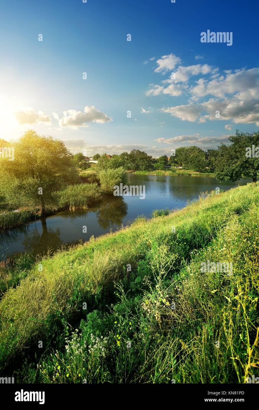 Green grass with river hi-res stock photography and images - Alamy