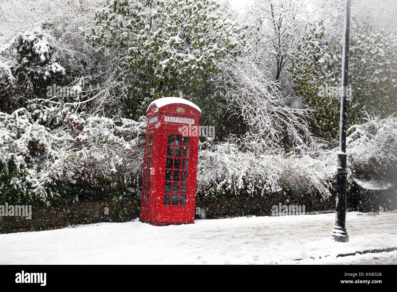 London parks in snow hi-res stock photography and images - Alamy