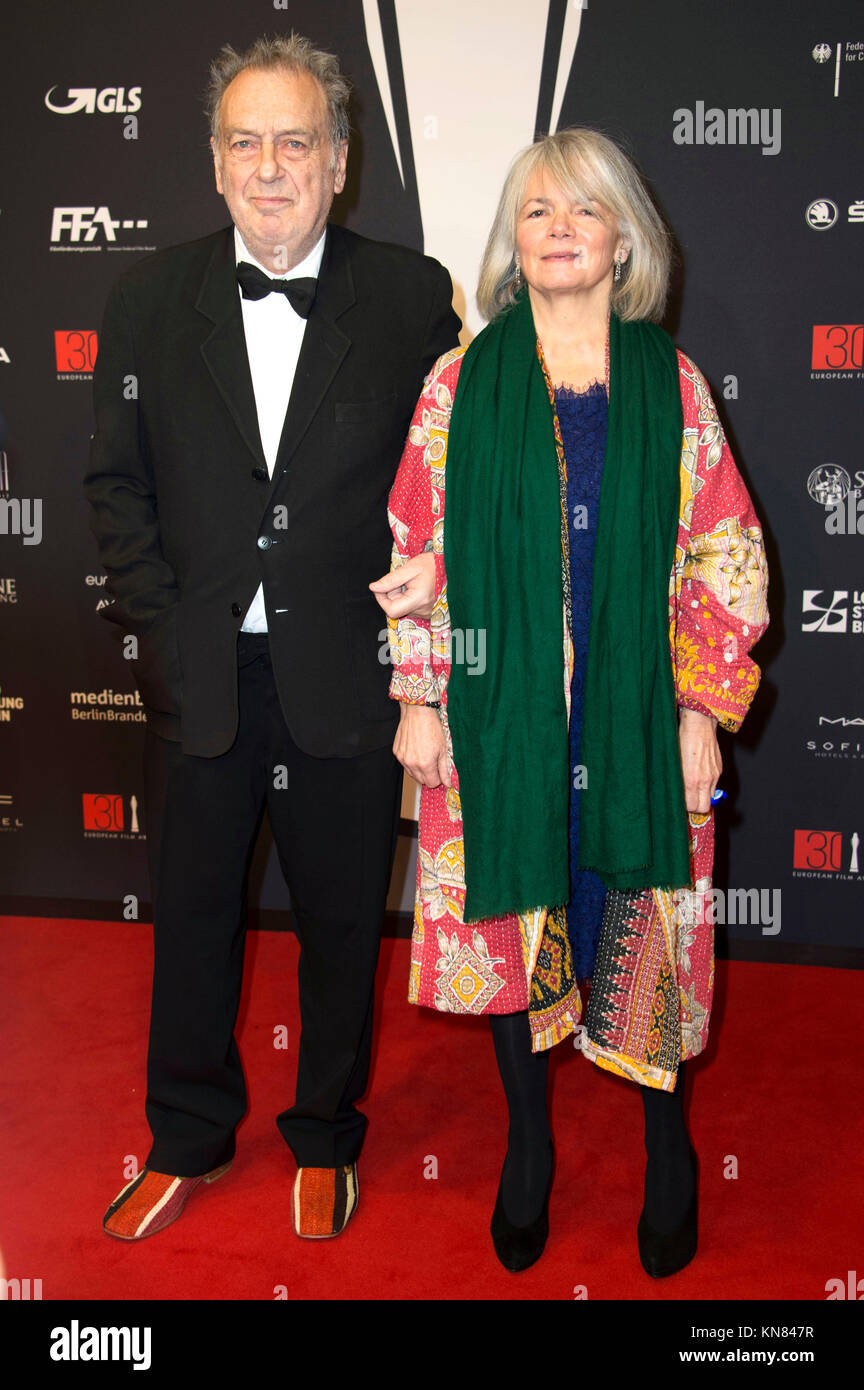 Berlin, Germany. 09th Dec, 2017. Stephen Frears and his wife Anne ...