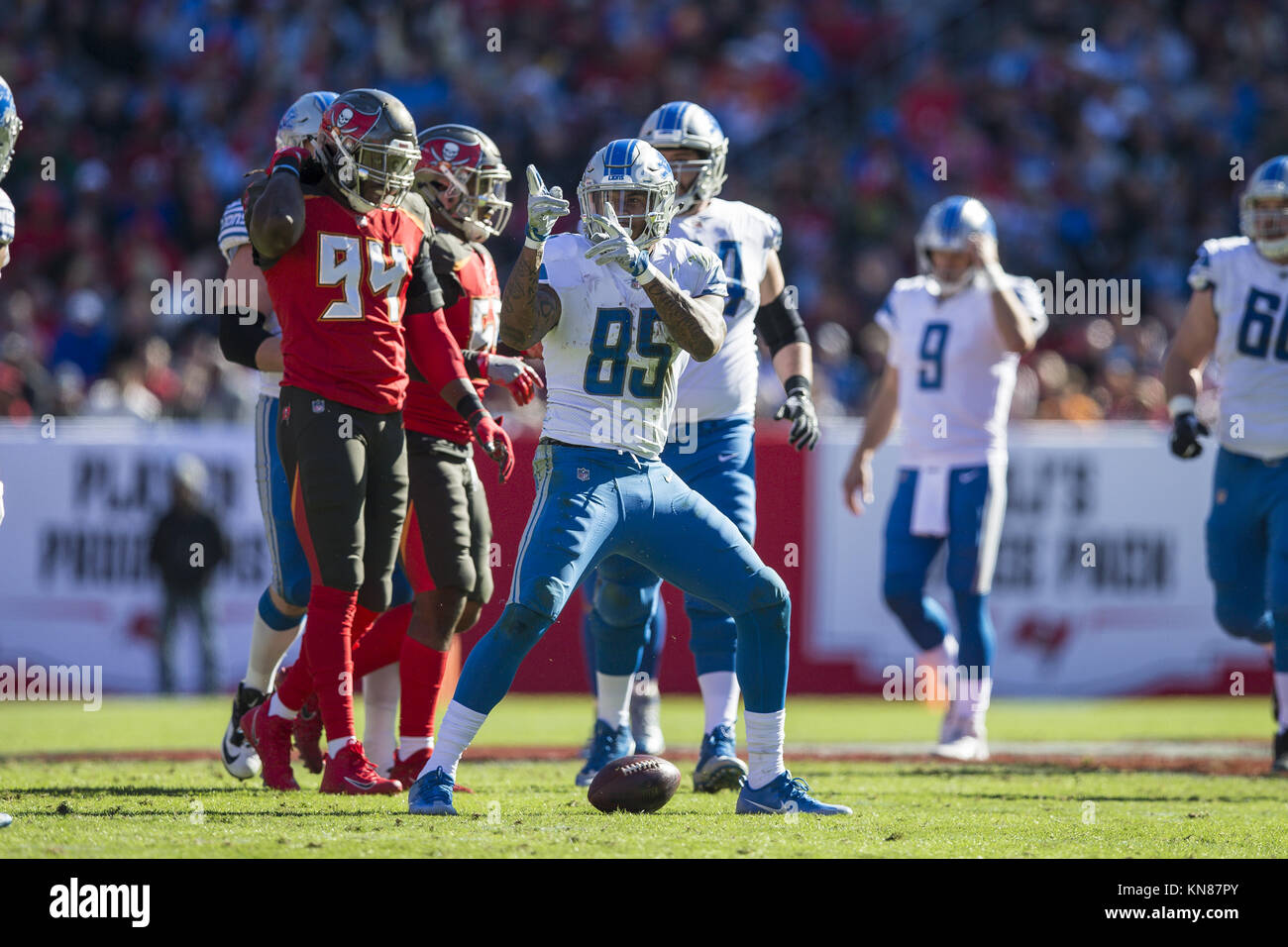 Tampa, Florida, USA. 10th Dec, 2017. Detroit Lions tight end Eric Ebron ...