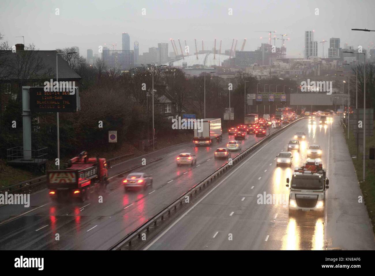 London, UK. 11th Dec, 2017. UK Weather: Slow moving traffic on the A102 ...
