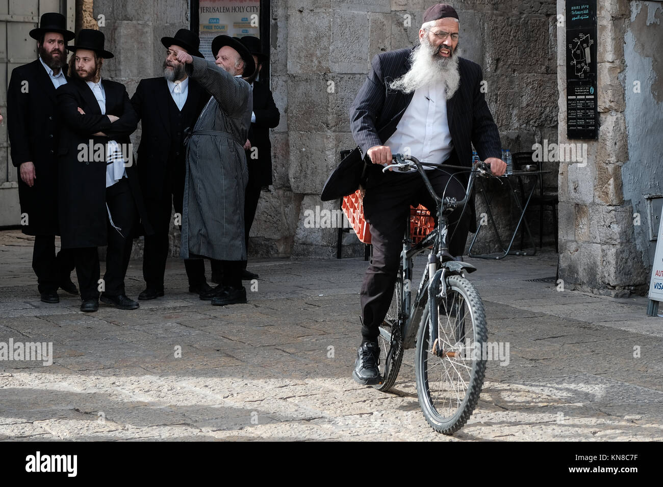 Jerusalem, Israel. 11th December, 2017. Ultra Orthodox Jewish men at ...