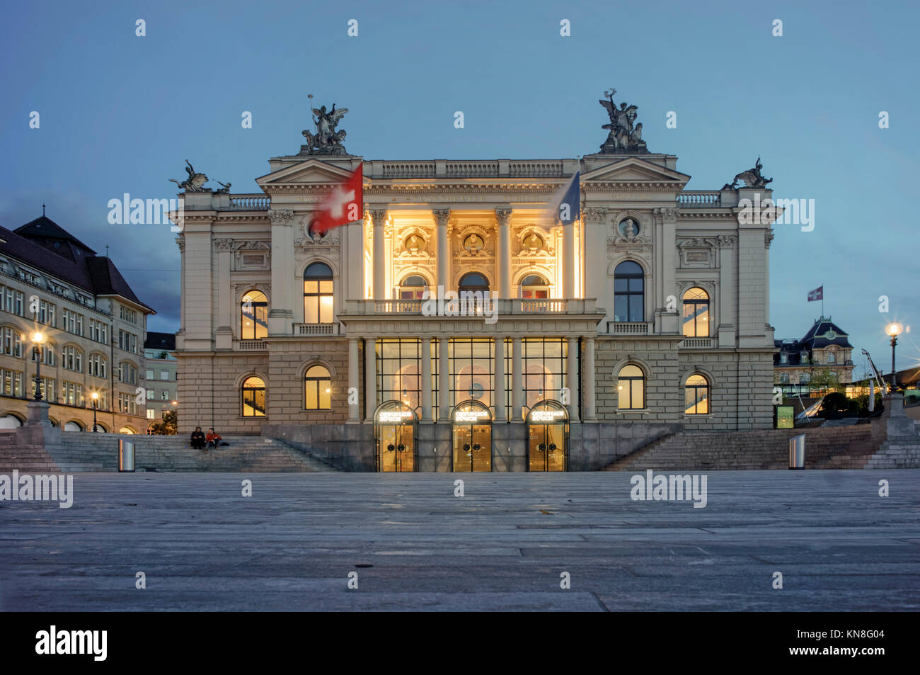 Opera House building, Sechselaeuten Square, Zurich, Switzerland Stock ...