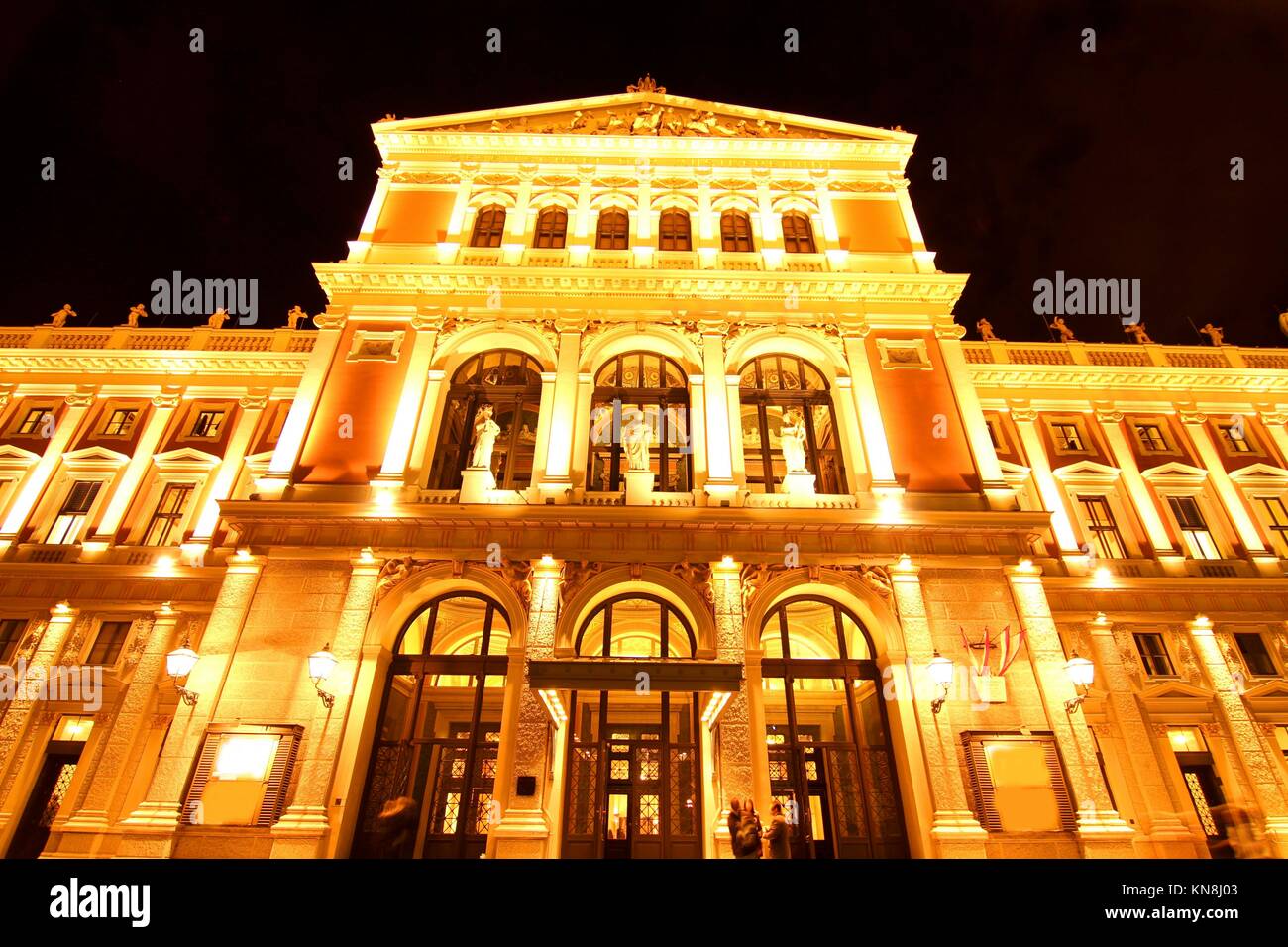 The Opera House In Vienna High Resolution Stock Photography and Images ...