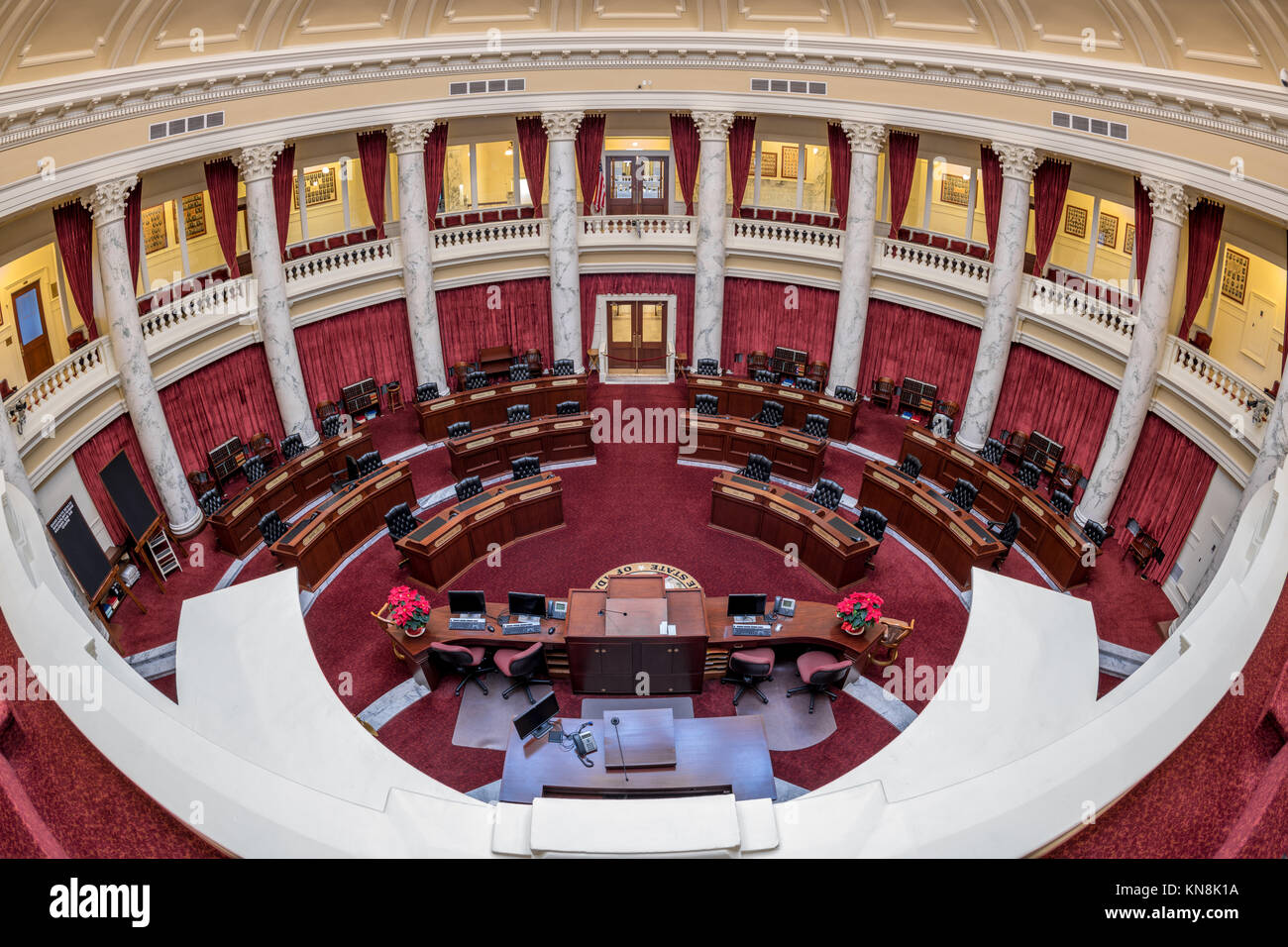 Boise, ID, USA - December 09, 2017: State Capitol Building . Arced ...