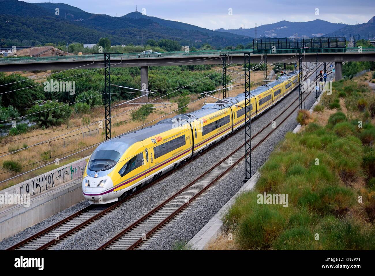 Tgv train and spain hi-res stock photography and images - Alamy