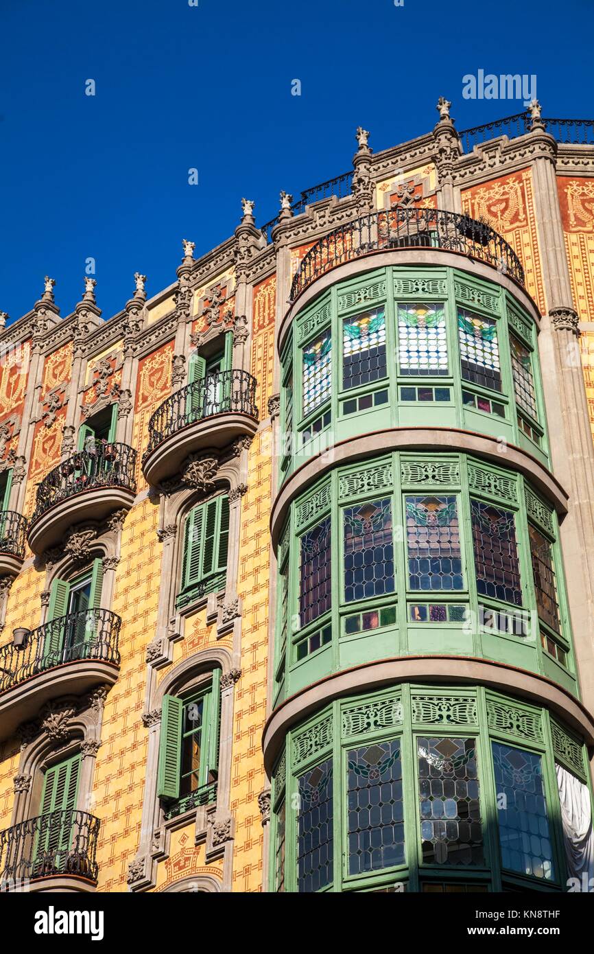 Modernism building hi-res stock photography and images - Alamy