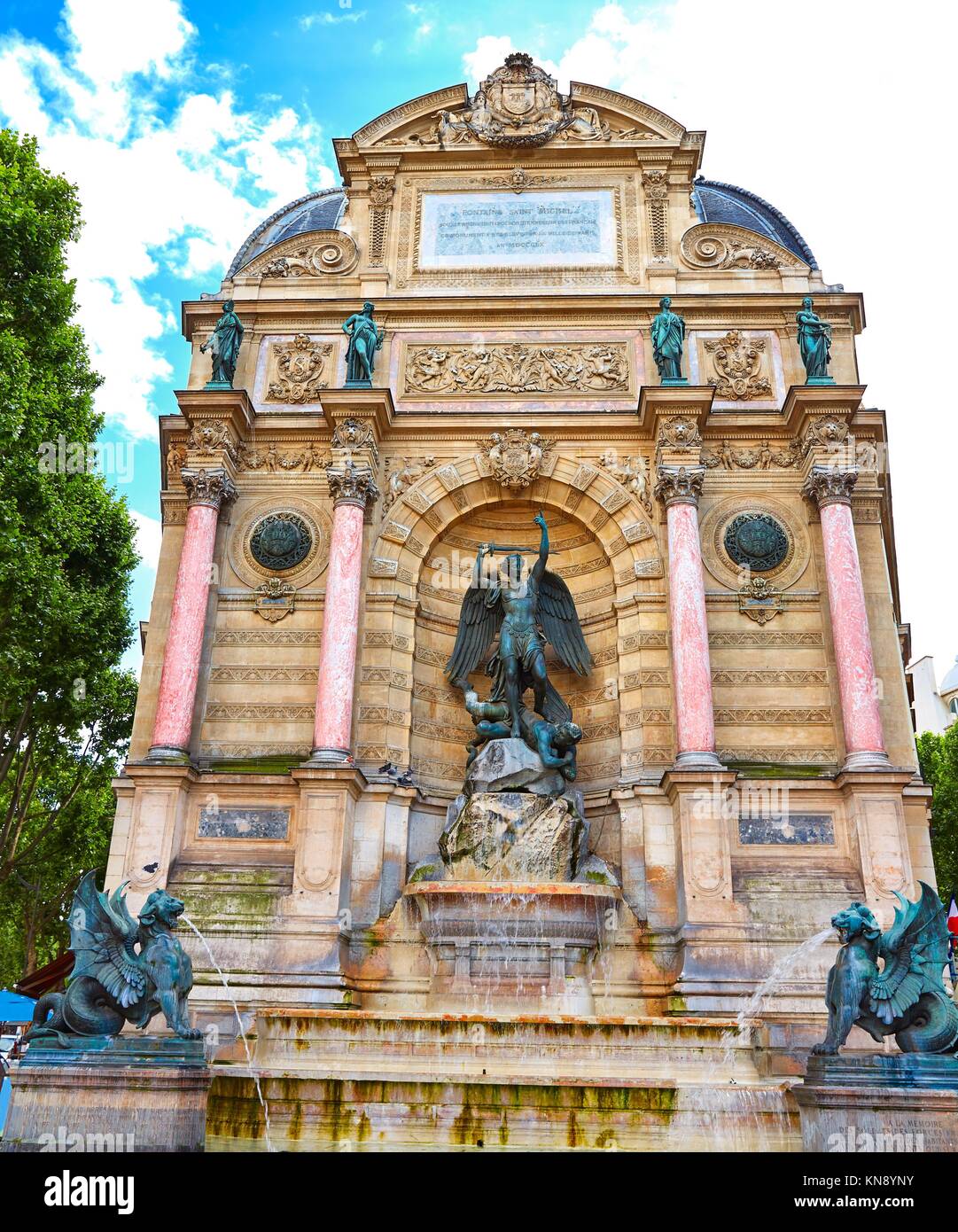 Fontaine Saint Michel Paris High Resolution Stock Photography and ...