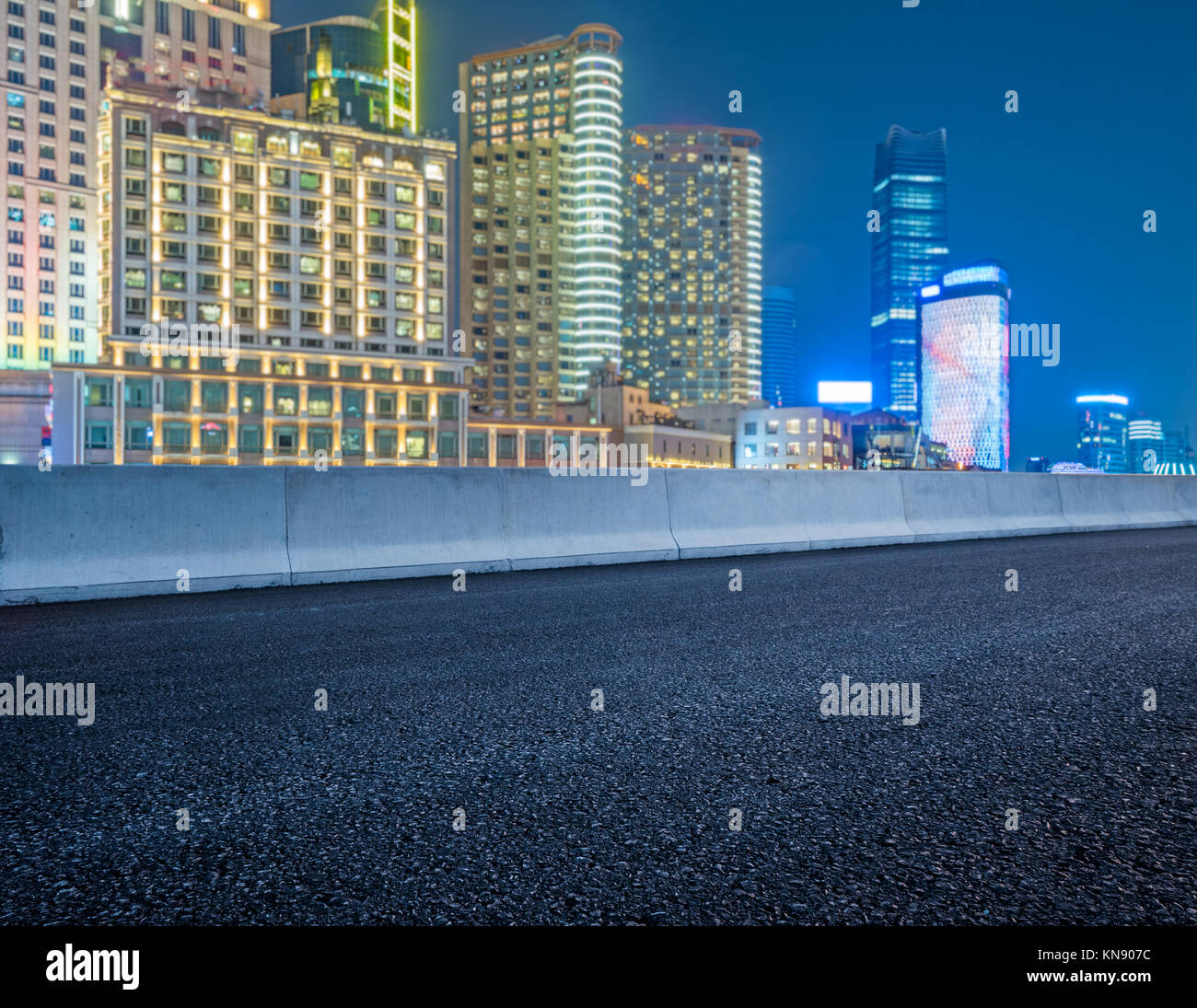 Inner City highway in China Stock Photo - Alamy
