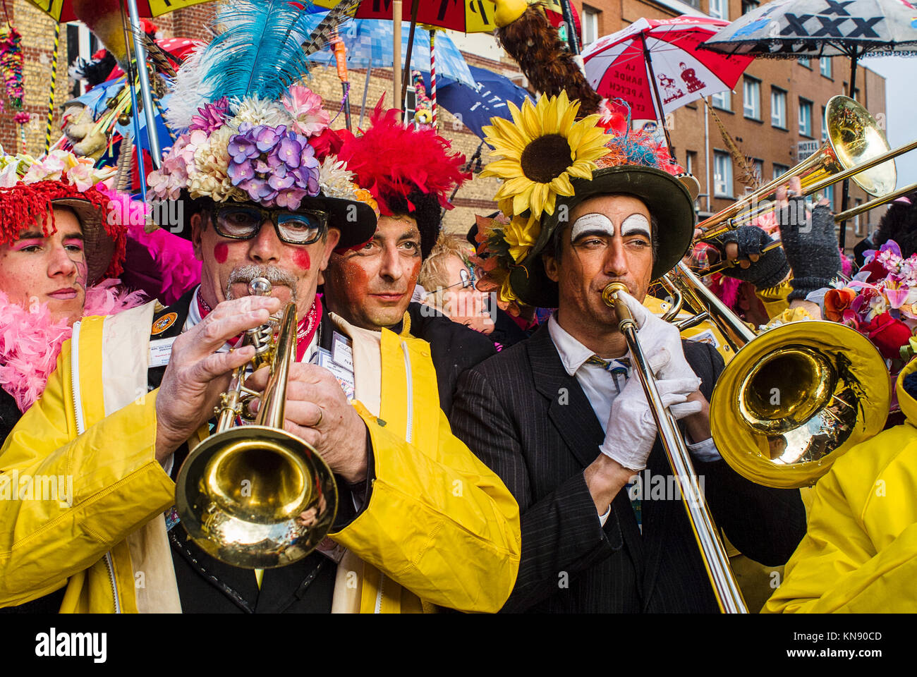 DUNKIRK, France – february 23, 2004 : Dunkirk Carnival, Many men ...