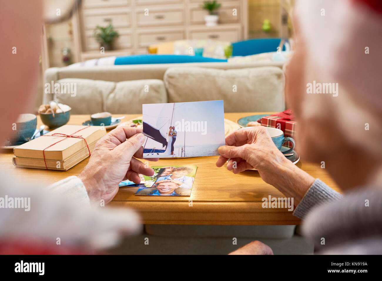 Remembering photos hi-res stock photography and images - Alamy
