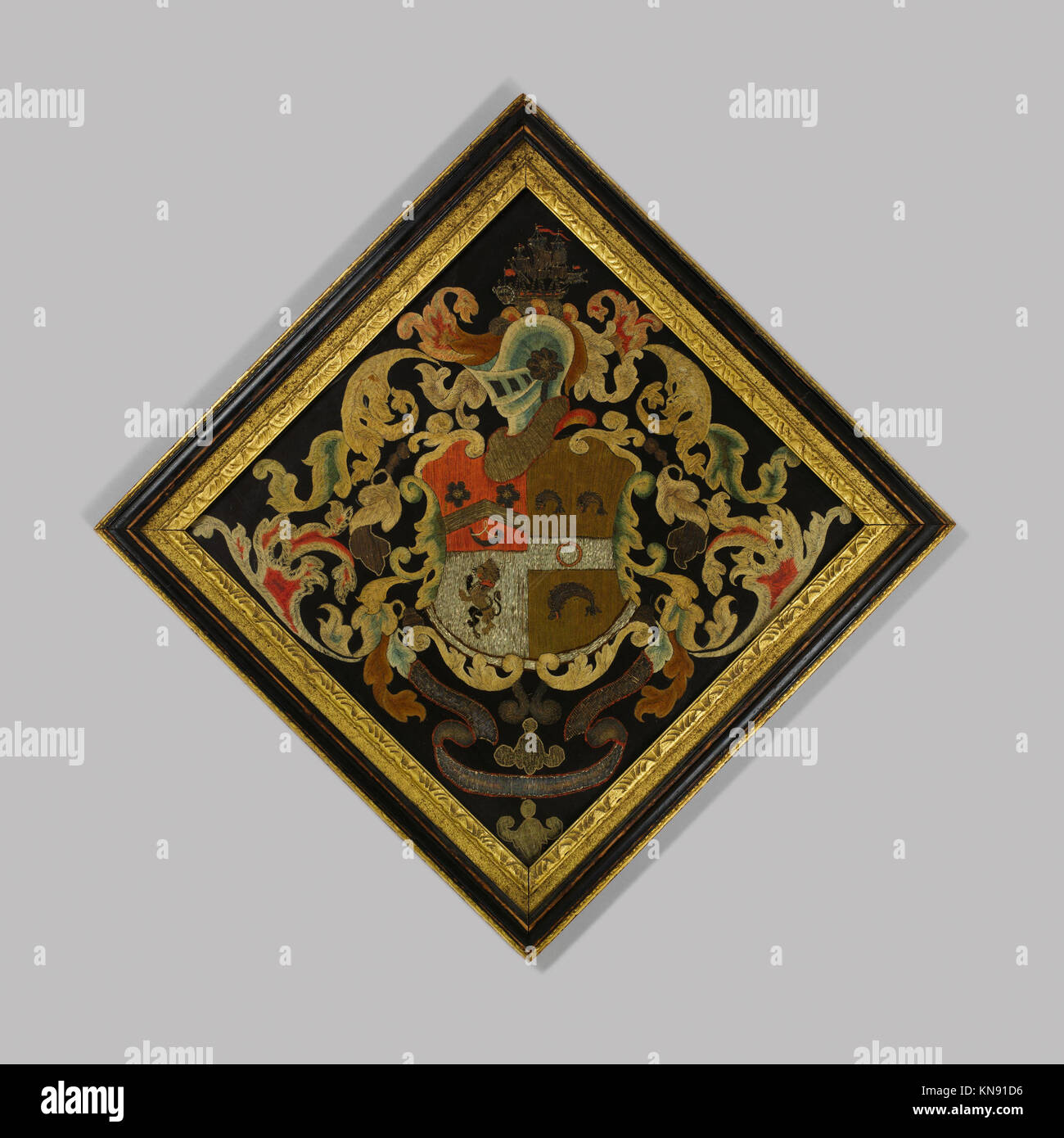 Duncan family coat hi-res stock photography and images - Alamy
