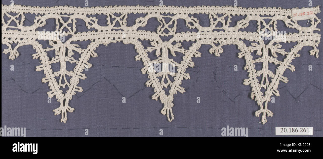 This edging, part of the Metropolitan Museum of Artâ€™s collection ...