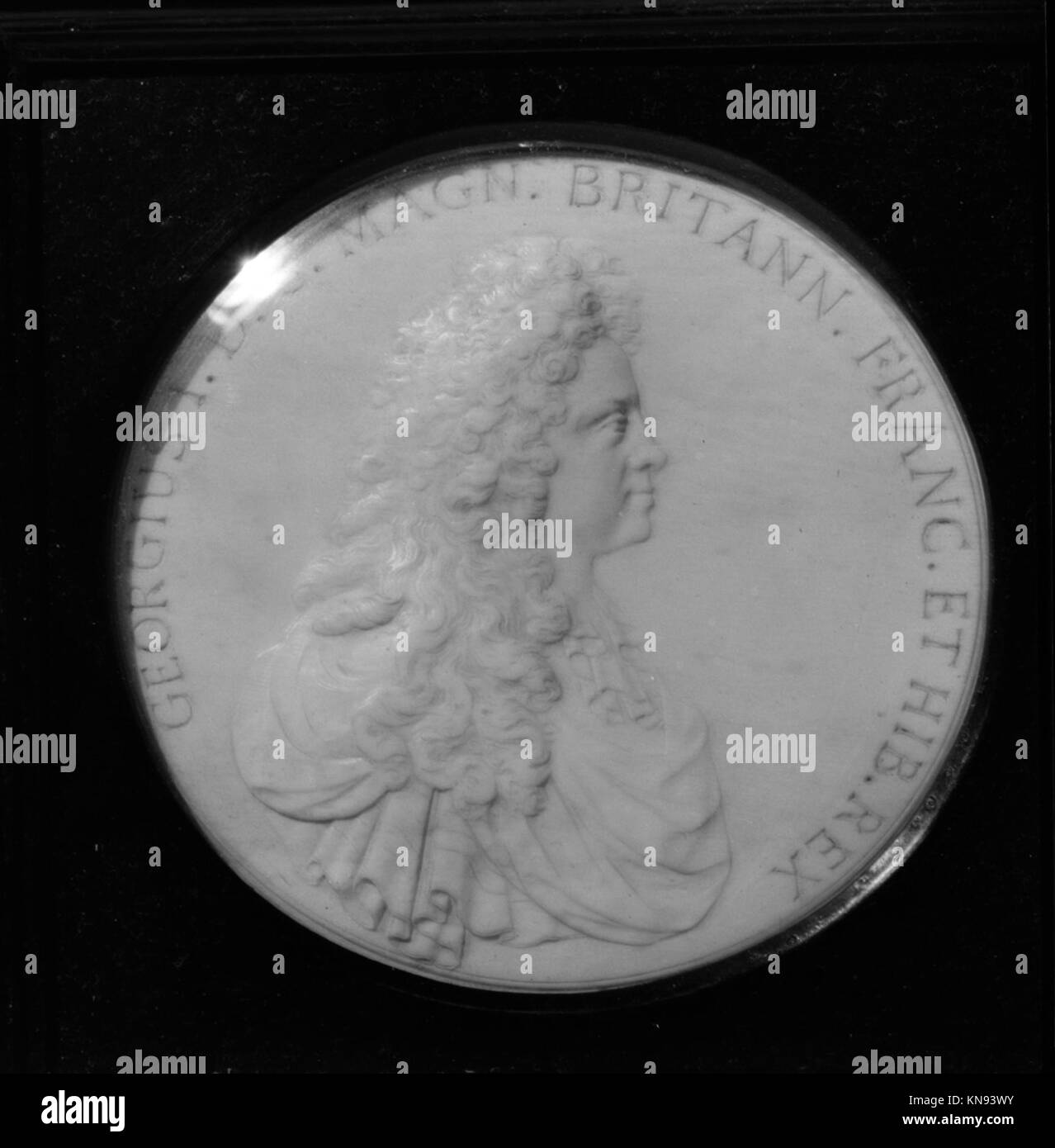 Royal attire symbolism Black and White Stock Photos & Images - Alamy