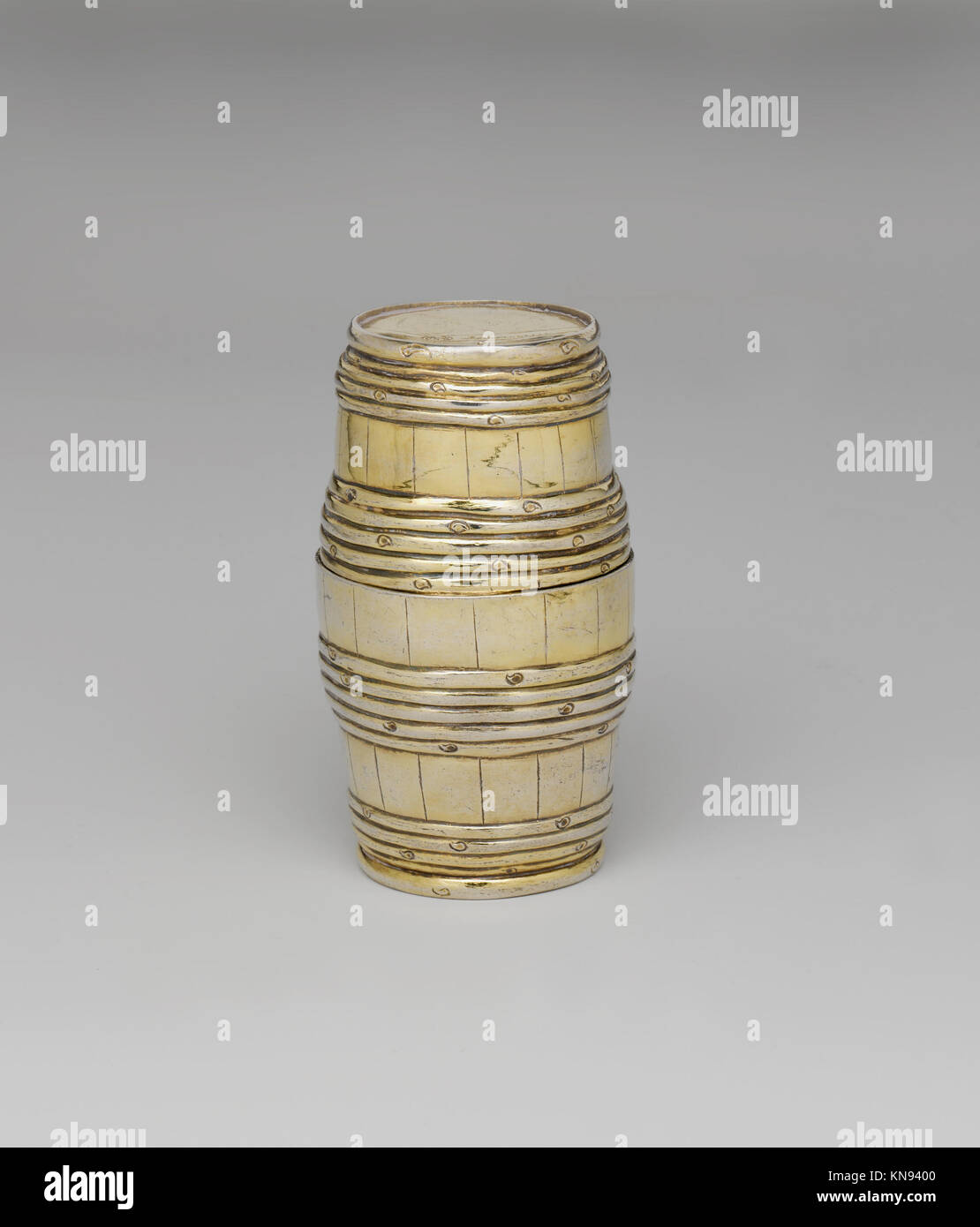 Double beaker hi-res stock photography and images - Alamy