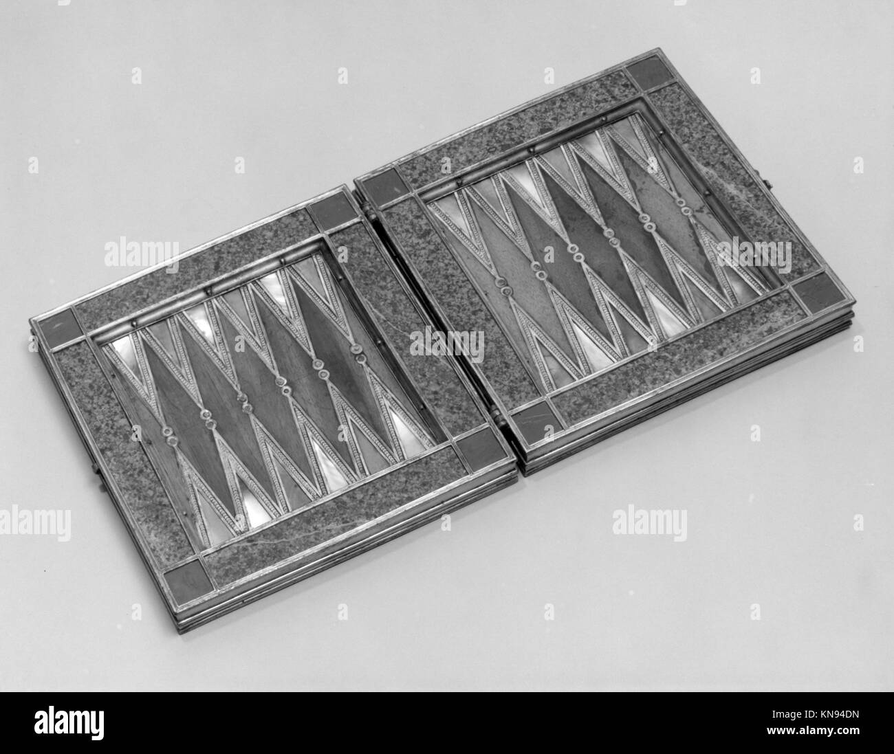 Tric trac board hi-res stock photography and images - Alamy