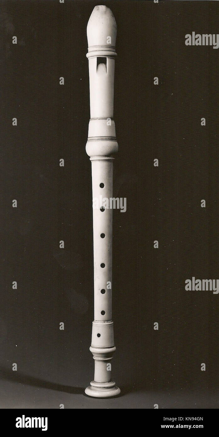 Alto recorder in F from MET collection, a historical woodwind ...