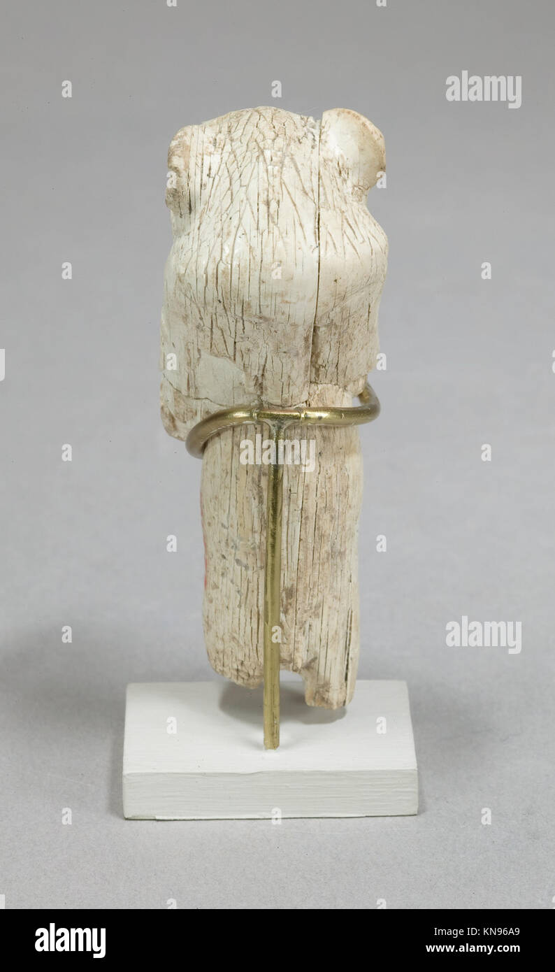 This figure of a lion, made from stone or metal, represents strength ...