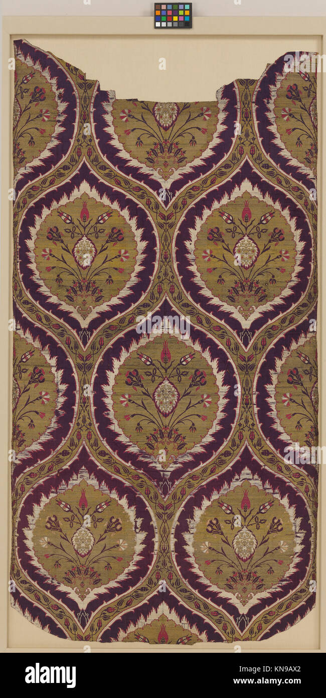 A fragmentary loom width featuring an ogival pattern, cataloged as MET ...