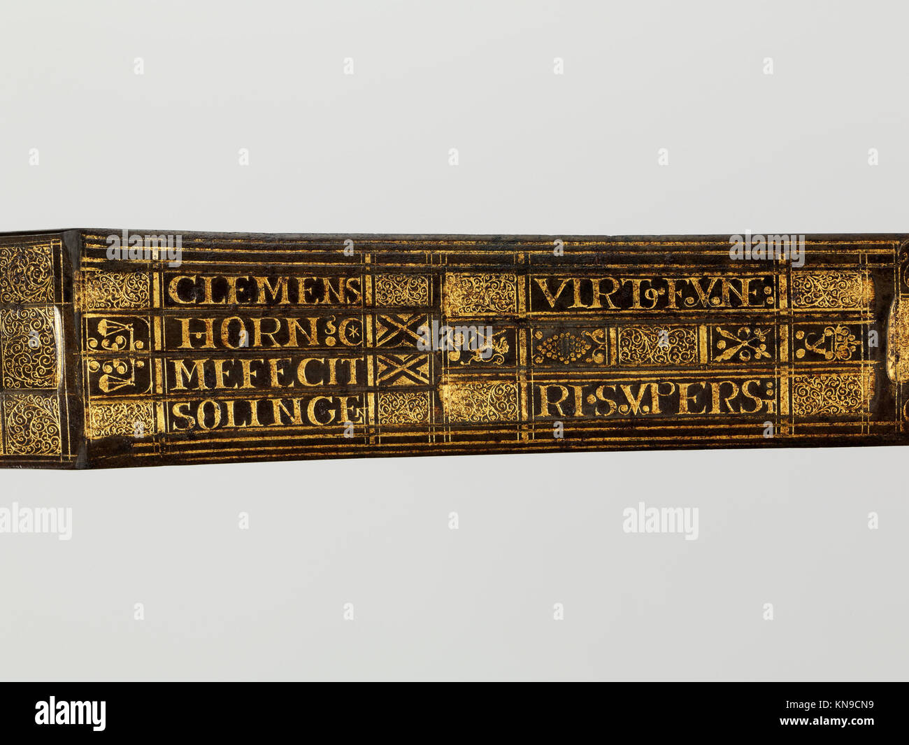 Cross hilt sword from hi-res stock photography and images - Alamy