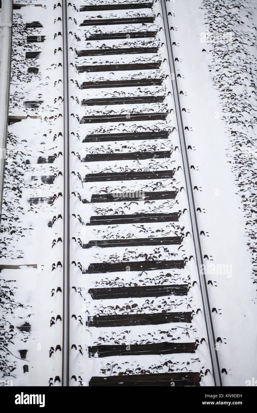 Frozen railroad hi-res stock photography and images - Alamy