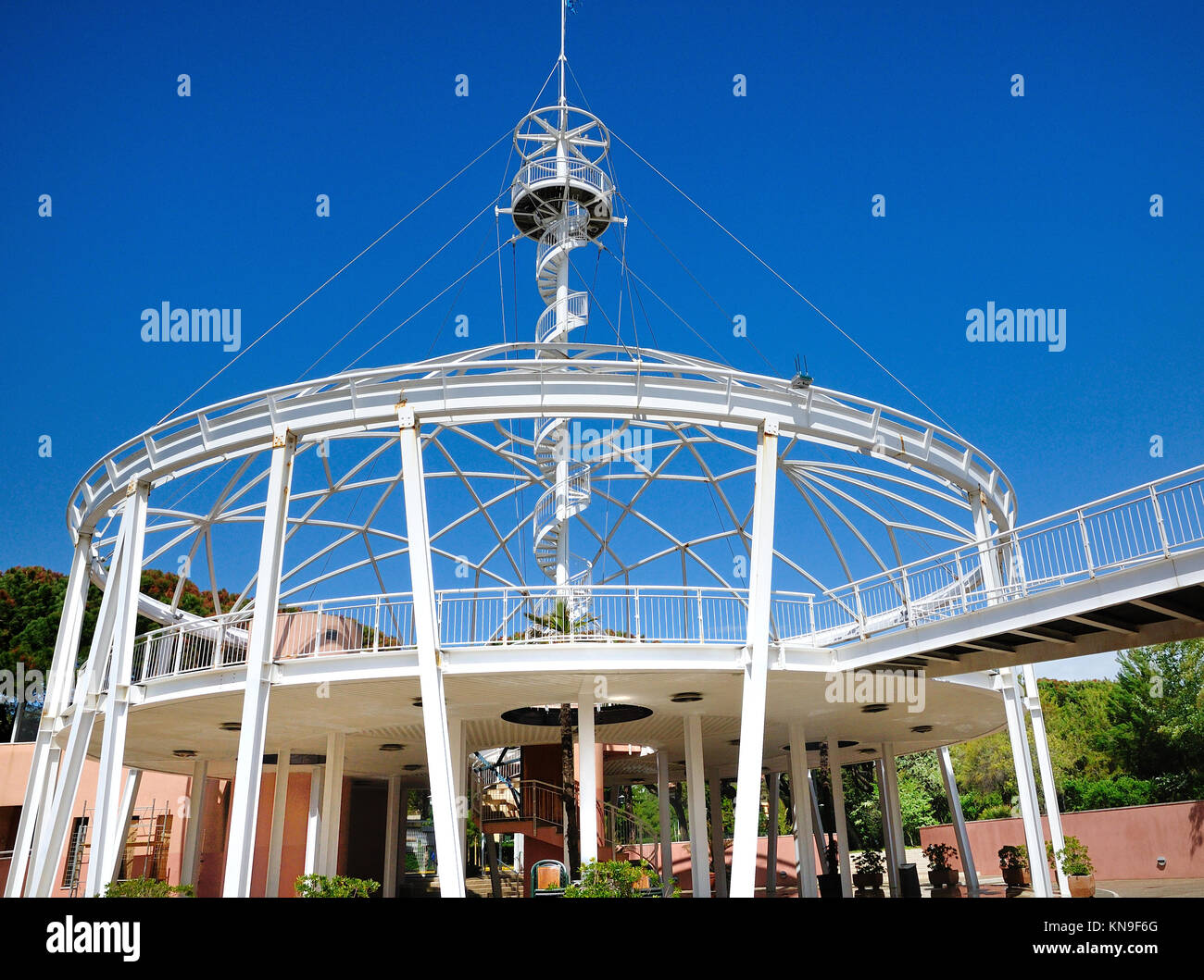 Vieing platform on Venice Lido beach Stock Photo - Alamy