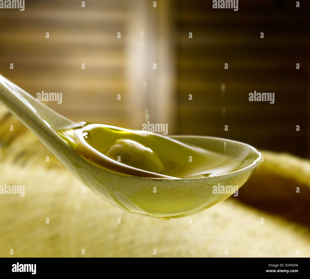 extra virgin olive oil poured Stock Photo - Alamy