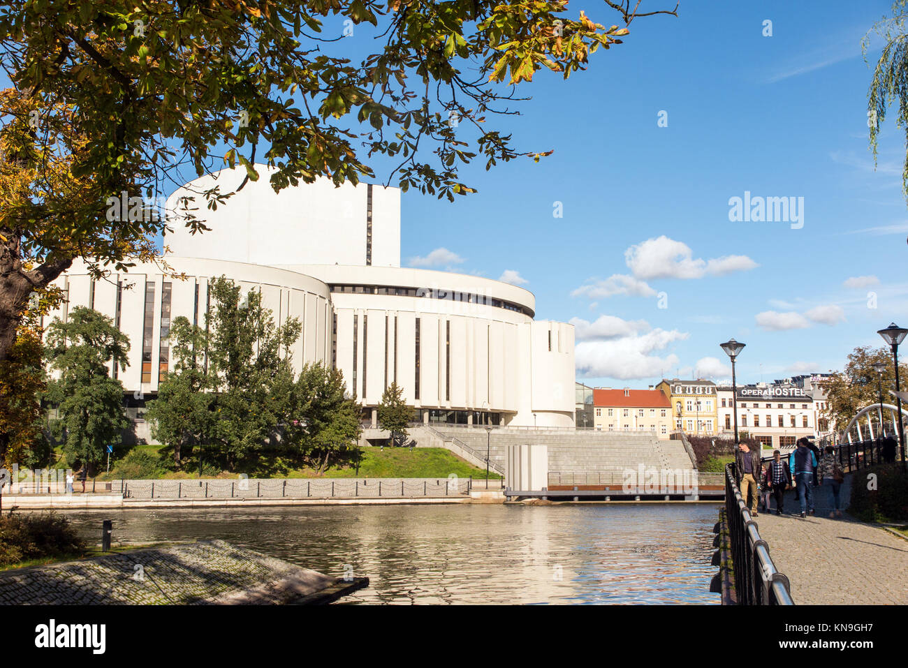 Modern opera house hi-res stock photography and images - Alamy