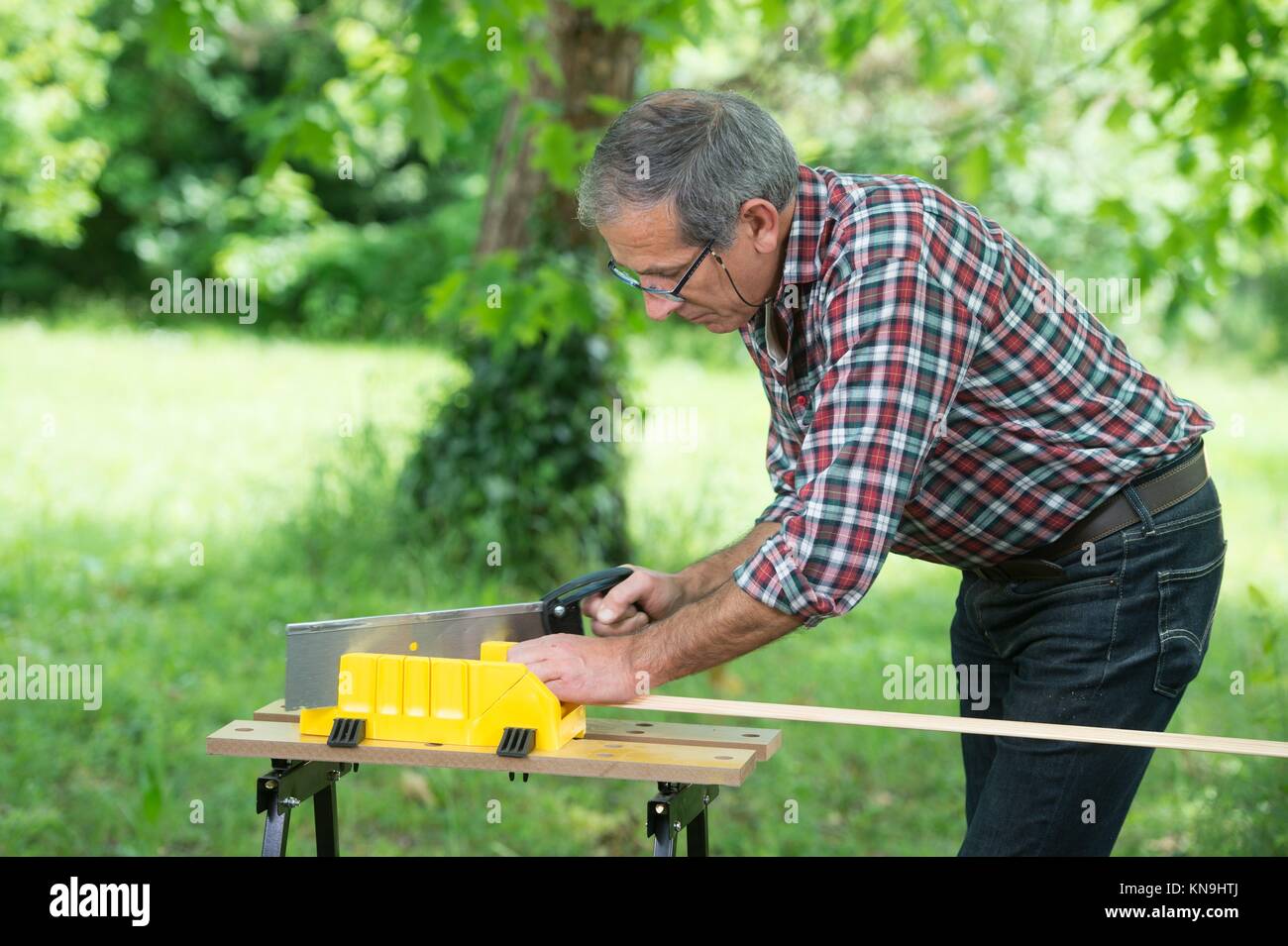 Mitre cuts hi-res stock photography and images - Alamy