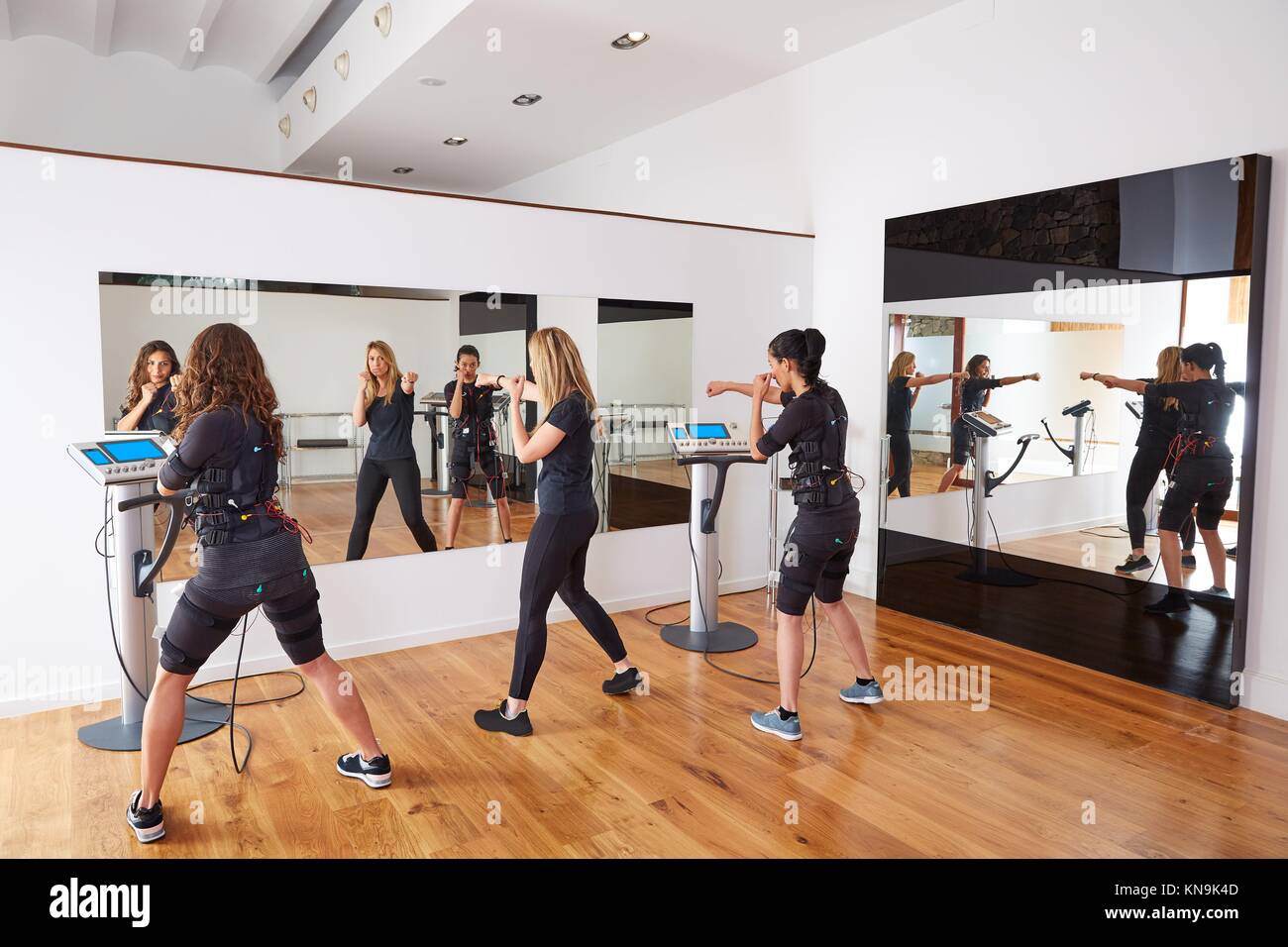 Electronic Muscle Stimulation High Resolution Stock Photography and ...